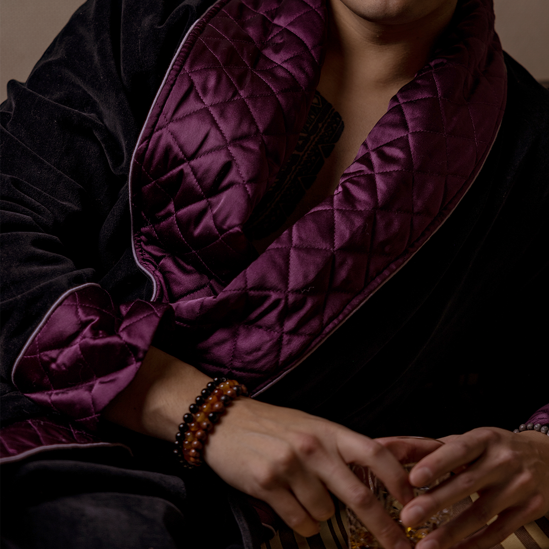 Classic Smoking Robe | Carbon Black - World of Bergamo